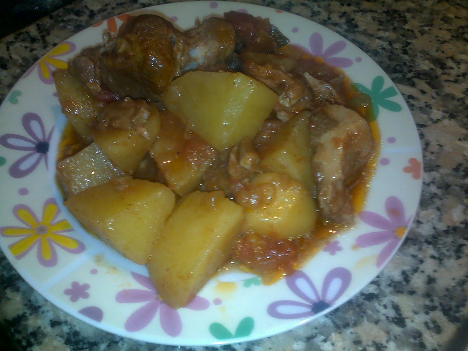 Συνταγές ... Ζωής!!!: Κοκκινιστό με πατάτες στο slow cooker