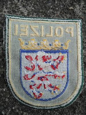 Four Bees: Hessen Polizei Ärmelabzeichen, 1975-1988 Hessen Police ...