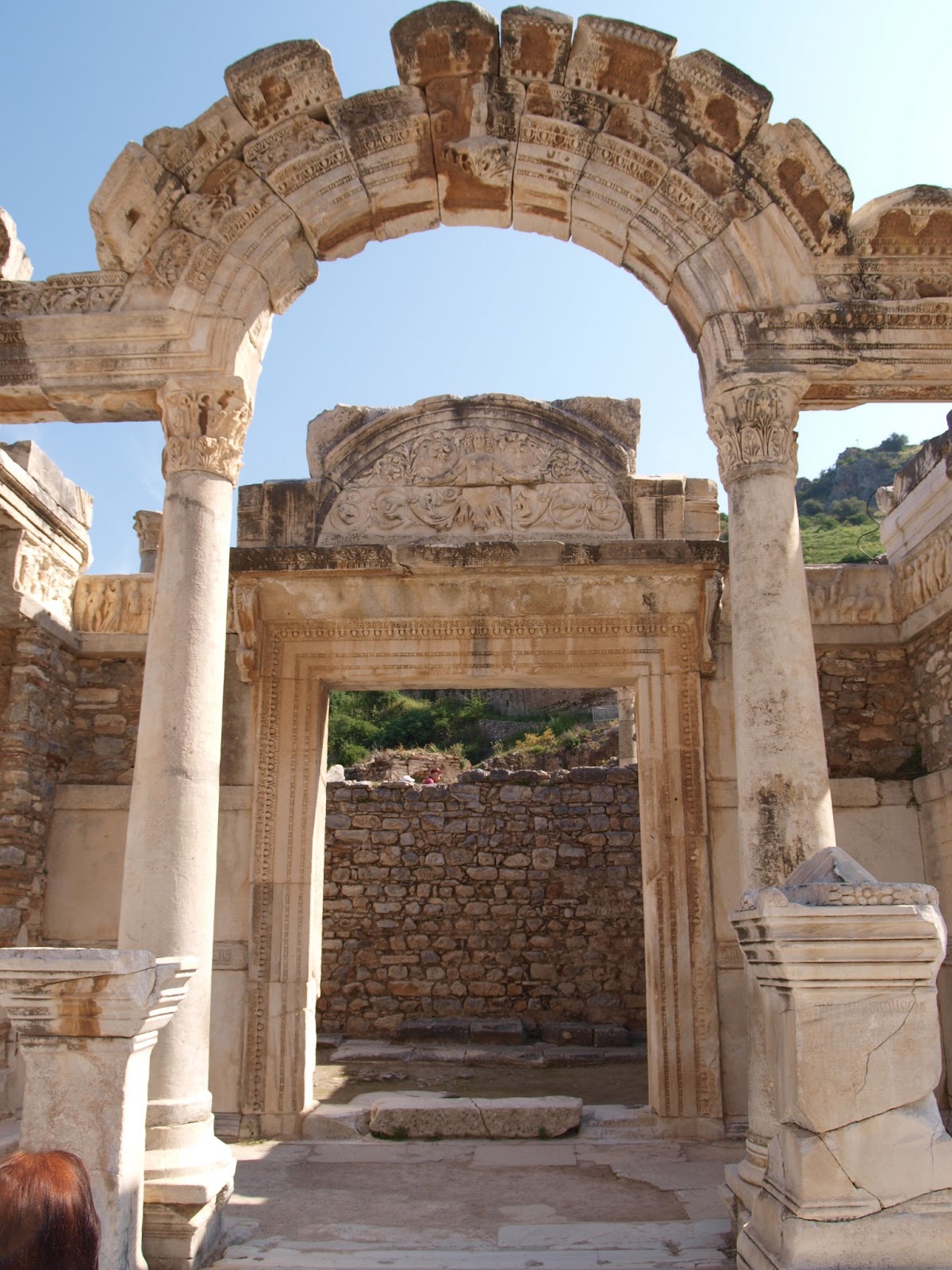 'ZIEN EN WETEN': "LYCIË RONDREIS". EFEZE. (DEEL 10-E)