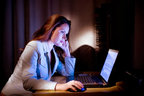 5 Tips Begadang yang Baik dan Tetap Sehat | Trik & Tips