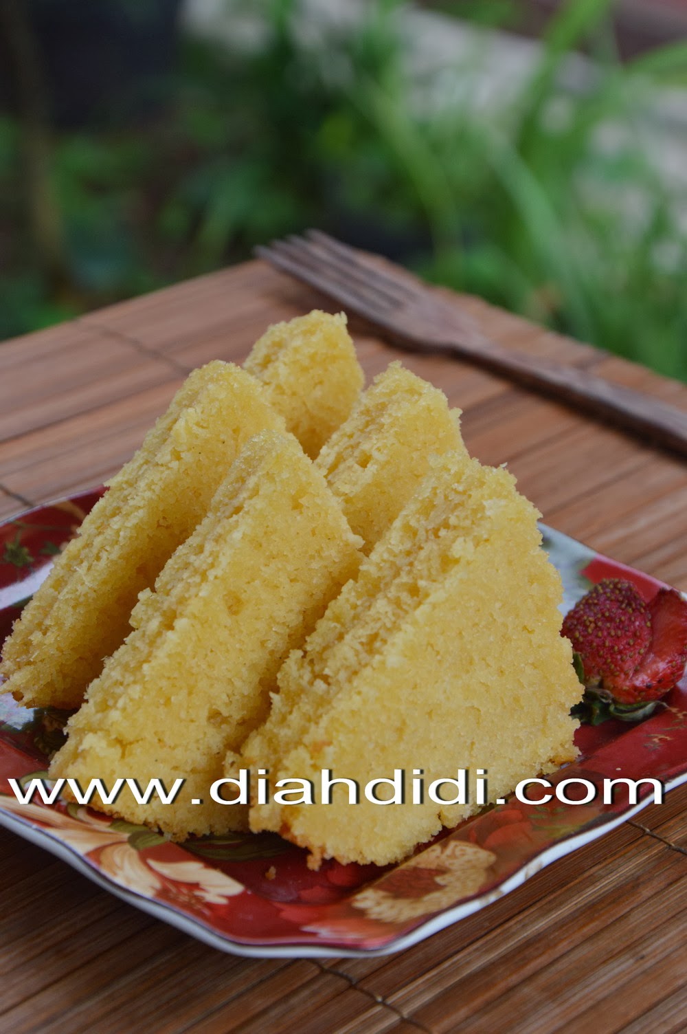 Diah Didi's Kitchen: Cake Singkong