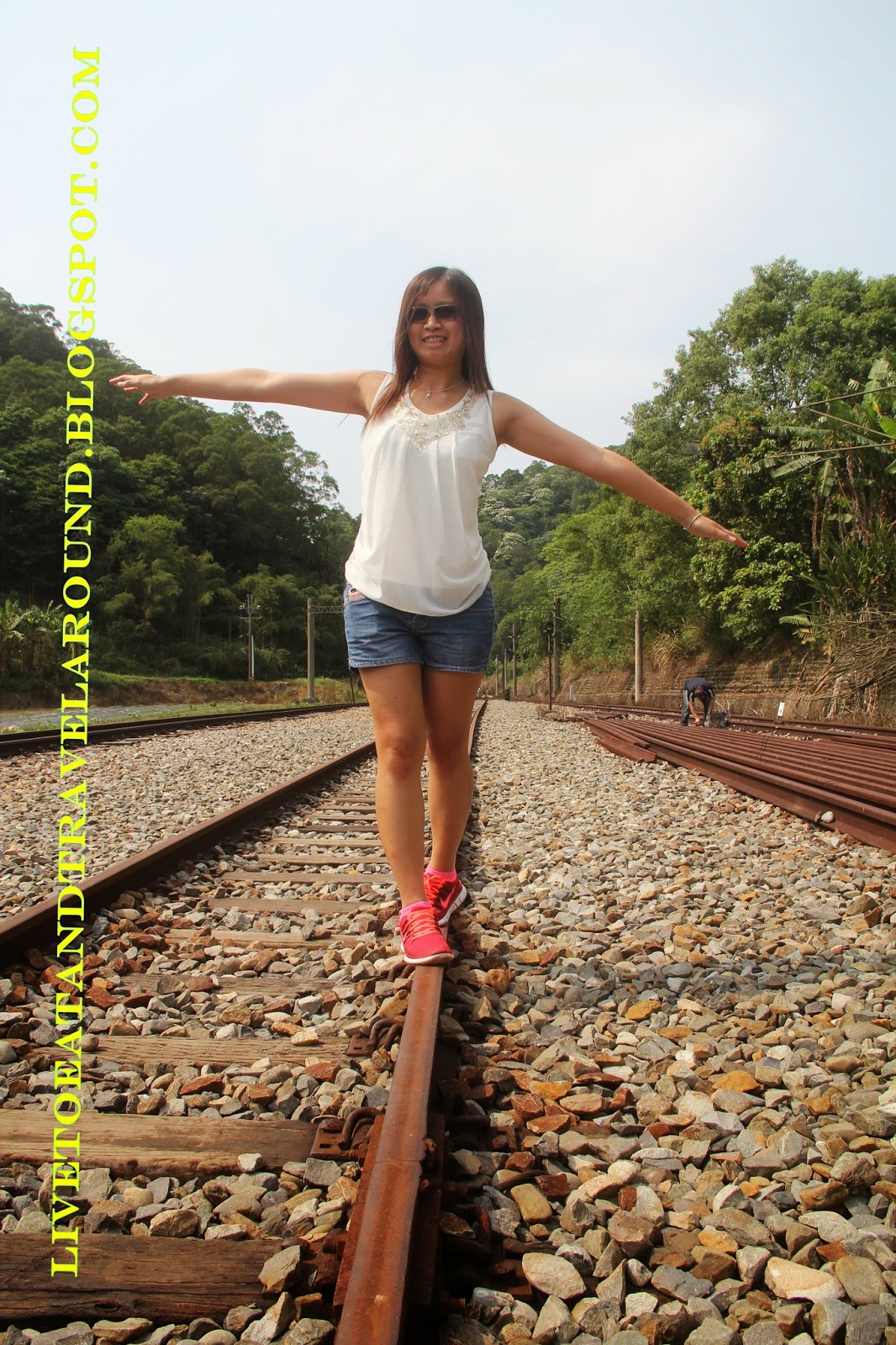 A collection of memories: Taiwan: Day 4 Shengxing Railway Station 胜兴车站