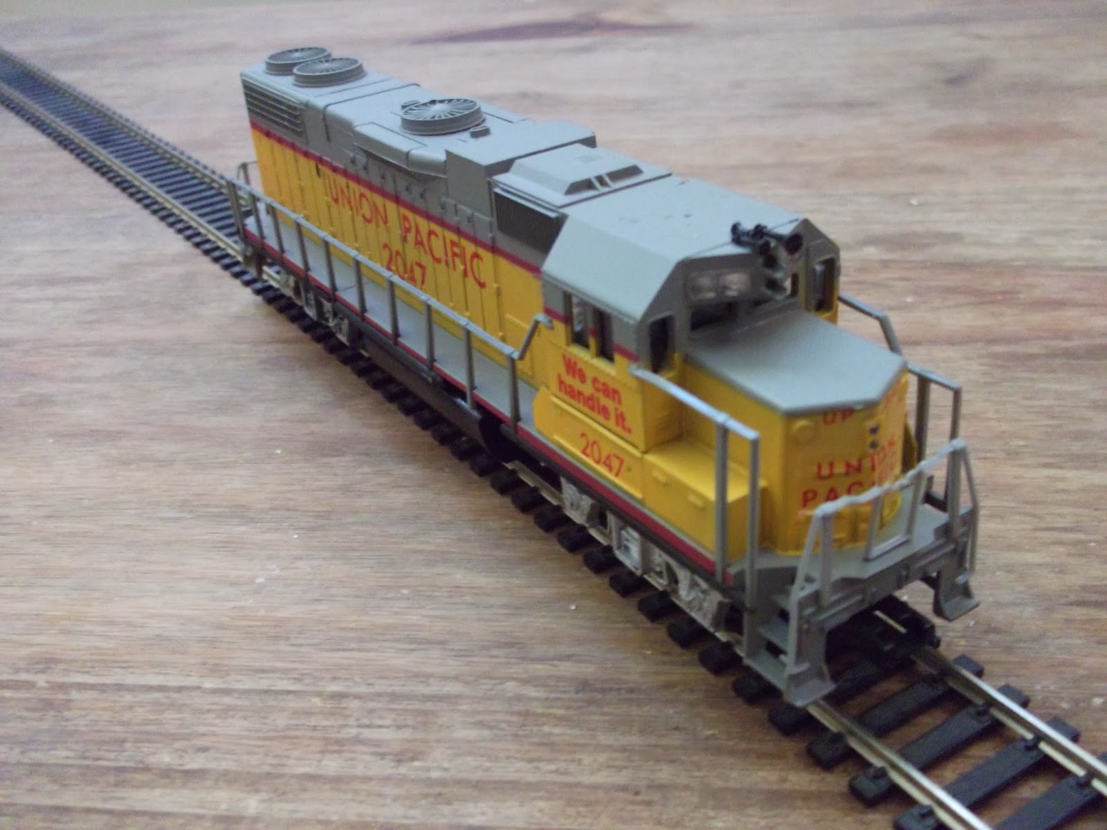 Ferromodelismo Buenos Aires: Venta - Locomotora GP38-2 Life Like Union ...