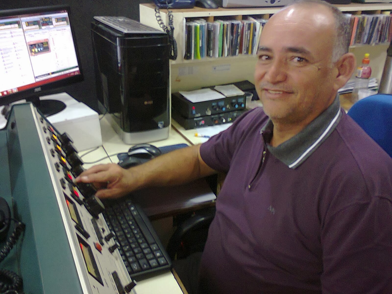 Sintonia Radiofônica: Murilo Rabelo, operador de áudio da Rádio Jornal ...