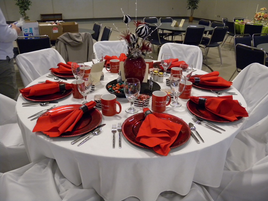 Adrift On The Lake: 30 Decorated Theme Tables! (Part 2)