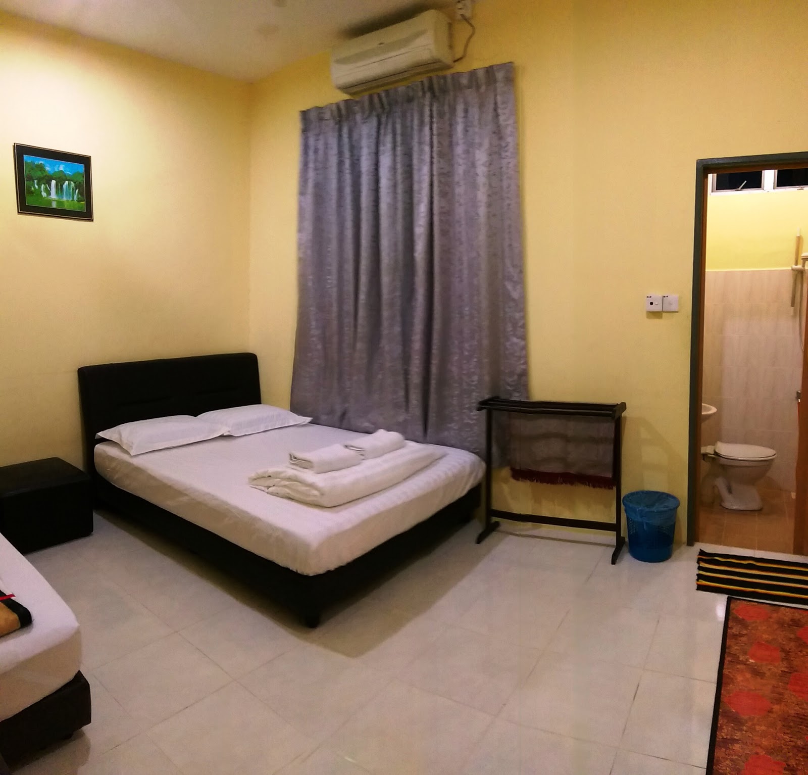 Anggun Beach Guest House Dungun: ANGGUN 3 - HOMESTAY 5 BILIK AIRCOND ...