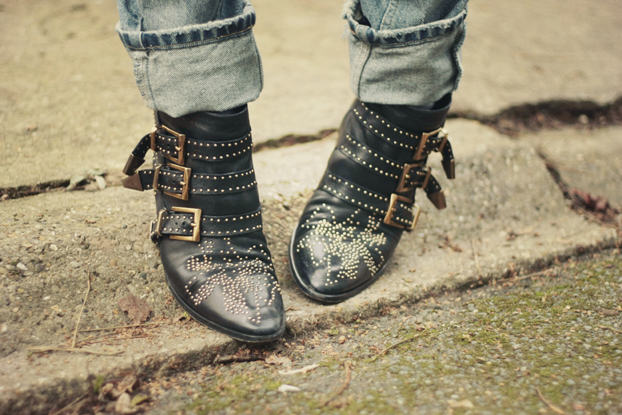 It's Cool Store Blog: CHLOÉ SUSAN BOOTS STREET STYLE