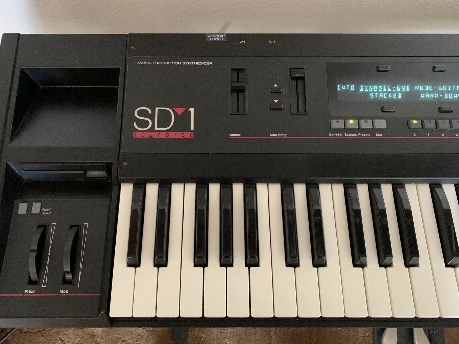 MATRIXSYNTH: Ensoniq SD1 Music Production Synthesizer in Original Box
