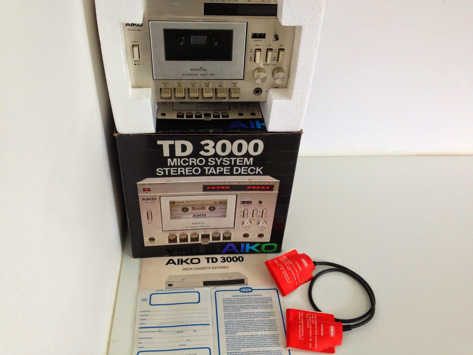 Página do Tempo/Janela do Tempo: Micro System Aiko S 3000 - Novo Exemplar