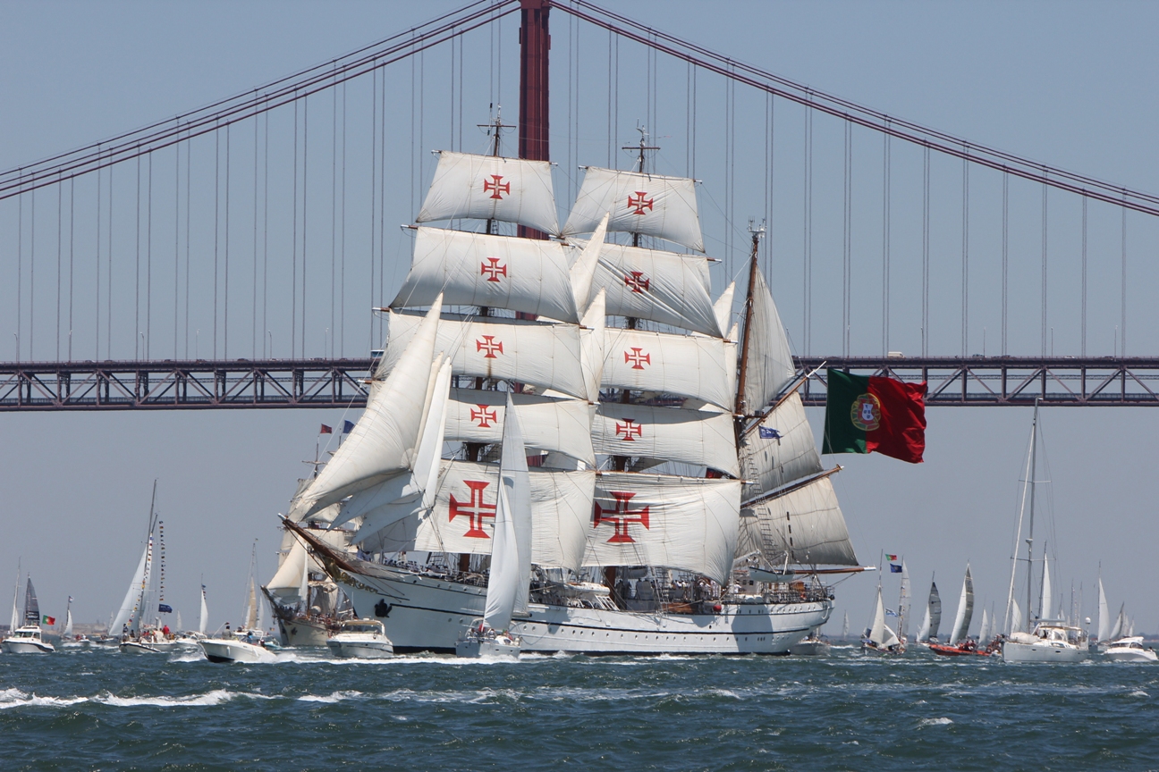 Ships Photo Gallery: Navio Escola SAGRES