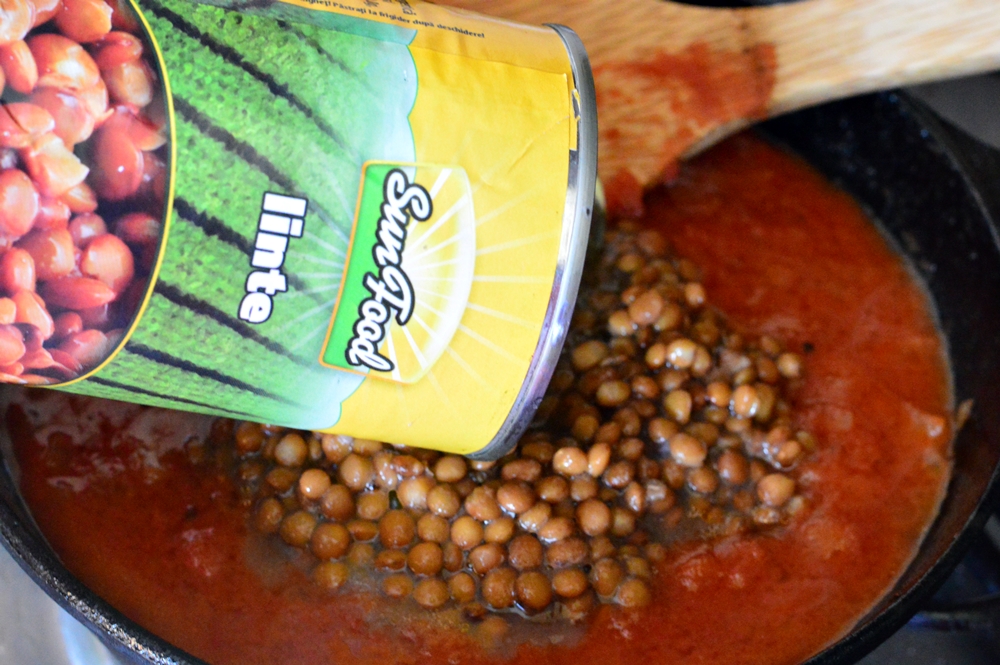 Linte in sos de rosii - CAIETUL CU RETETE