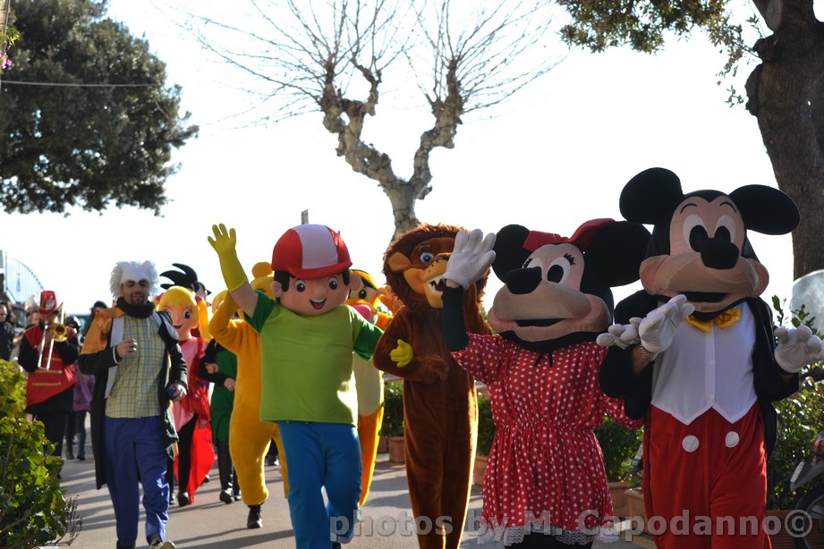 Positano MY LIFE: per le strade di Positano la Disney Parade ...