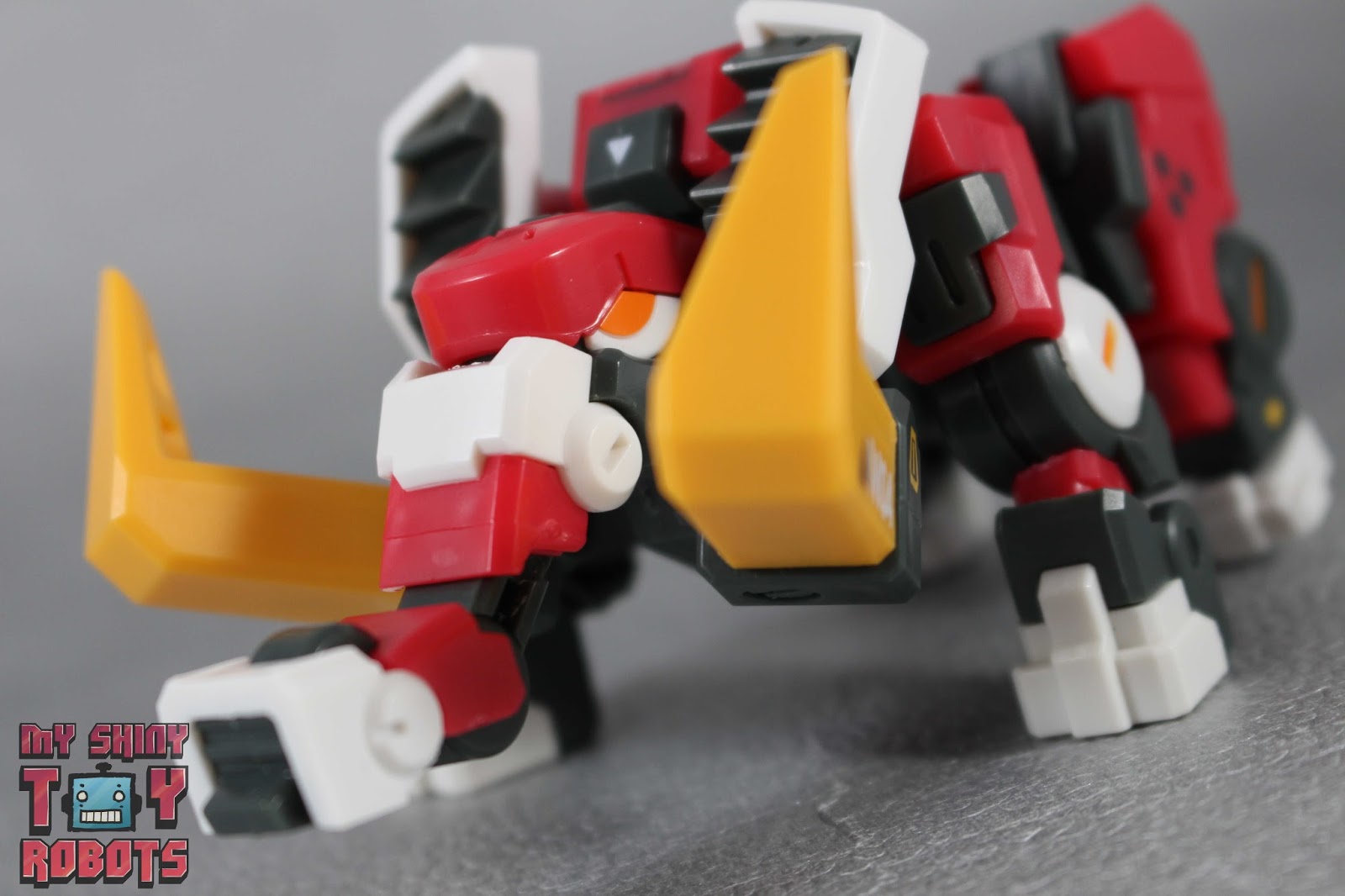 My Shiny Toy Robots: Toybox REVIEW: 52TOYS Beast Box BB-04 Moma & BB ...