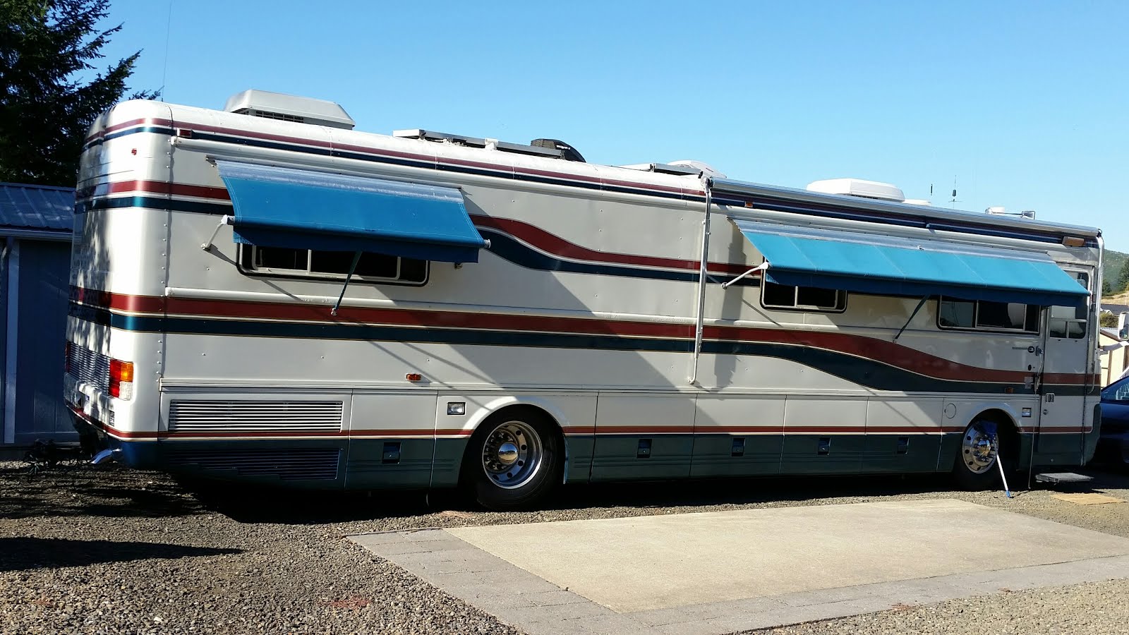94 Bluebird BMC 37': 1994 Bluebird BMC 37' Motorcoach For Sale