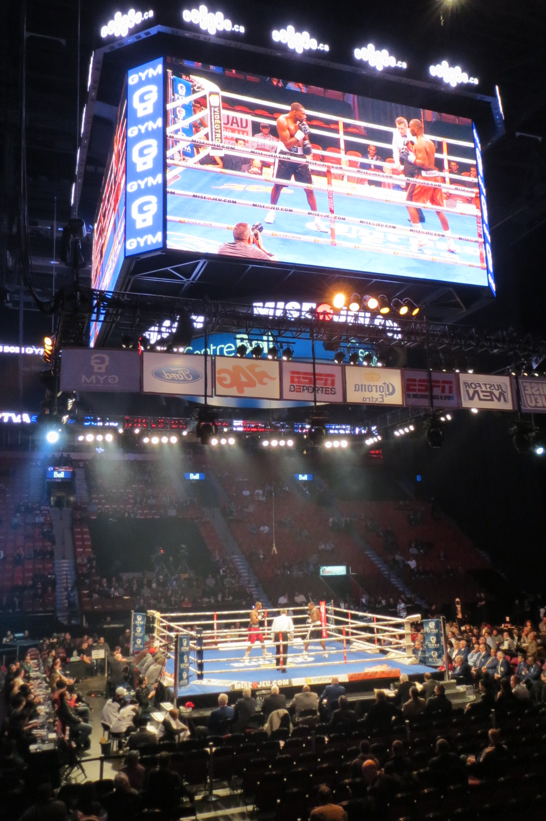 Boxe au Centre Bell