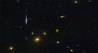 Nuncius Australis: O Maior Buraco Negro, Abell e Ngc 3842