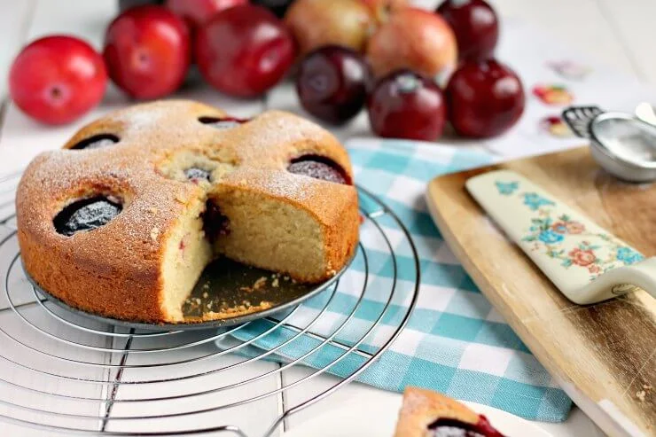 Frangipane Cake - A Cornish Food Blog | Jam and Clotted Cream