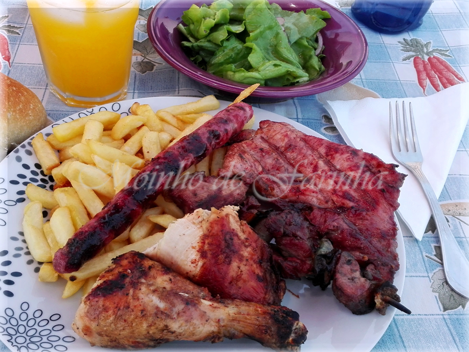 Moinho De Farinha: Grelhada mista