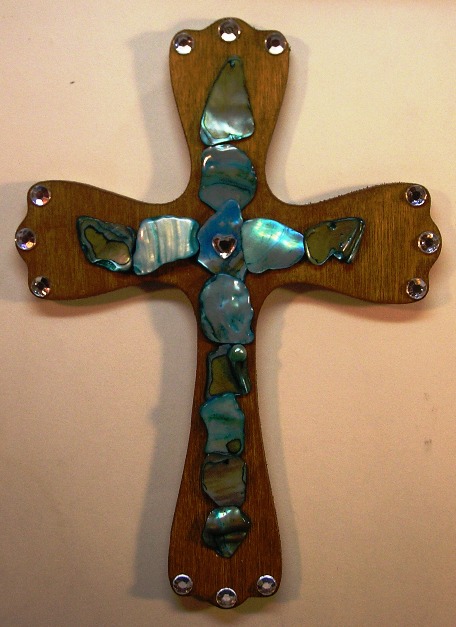 Haute Crafty Creations: Bling Bling Wooden Cross Project