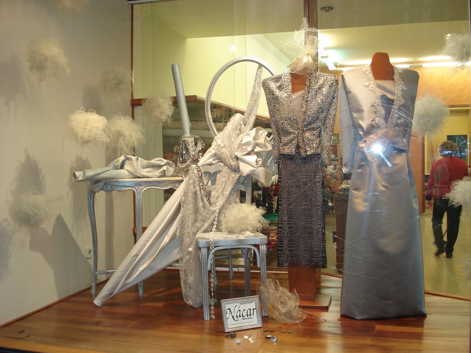 Unamoscaenmiescaparate: ANATOMÍA DE UN ESCAPARATE