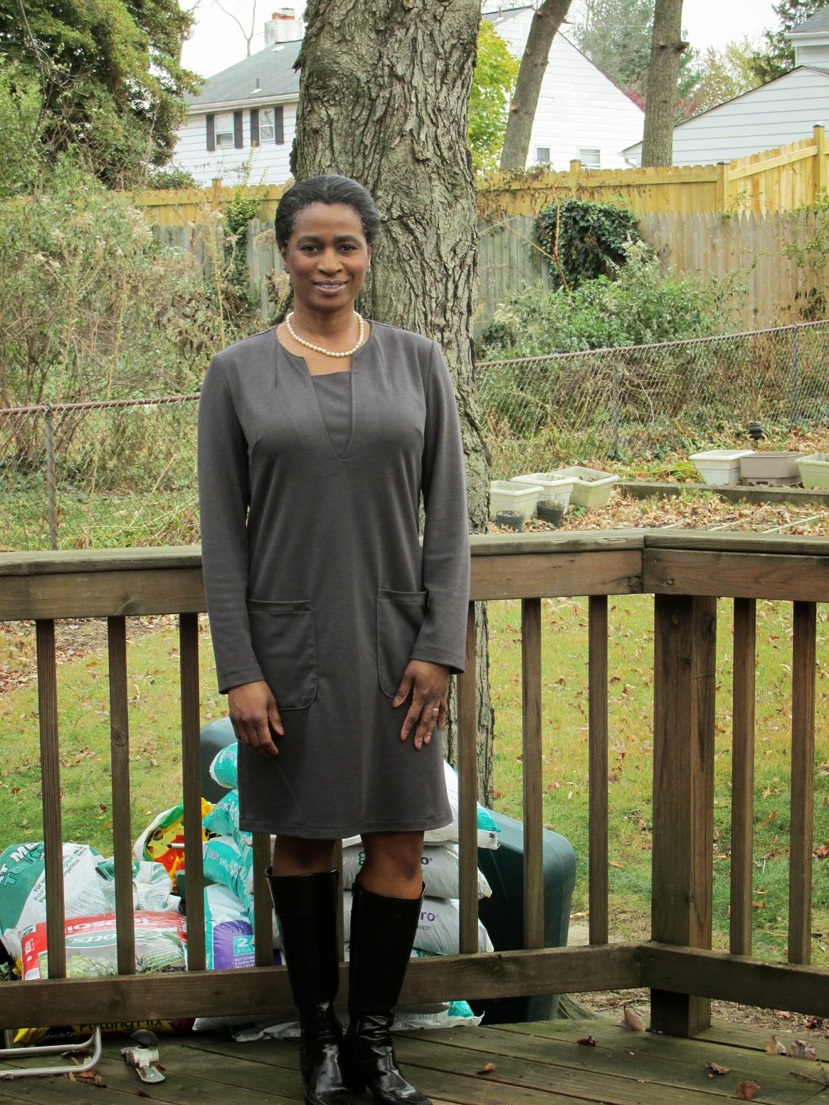 Very Easy Vogue pattern 8824 - SewLimitless