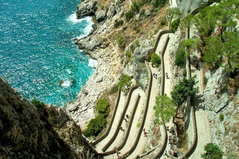 PAVAN MICKEY: Famous streets of the island of Capri, Italy