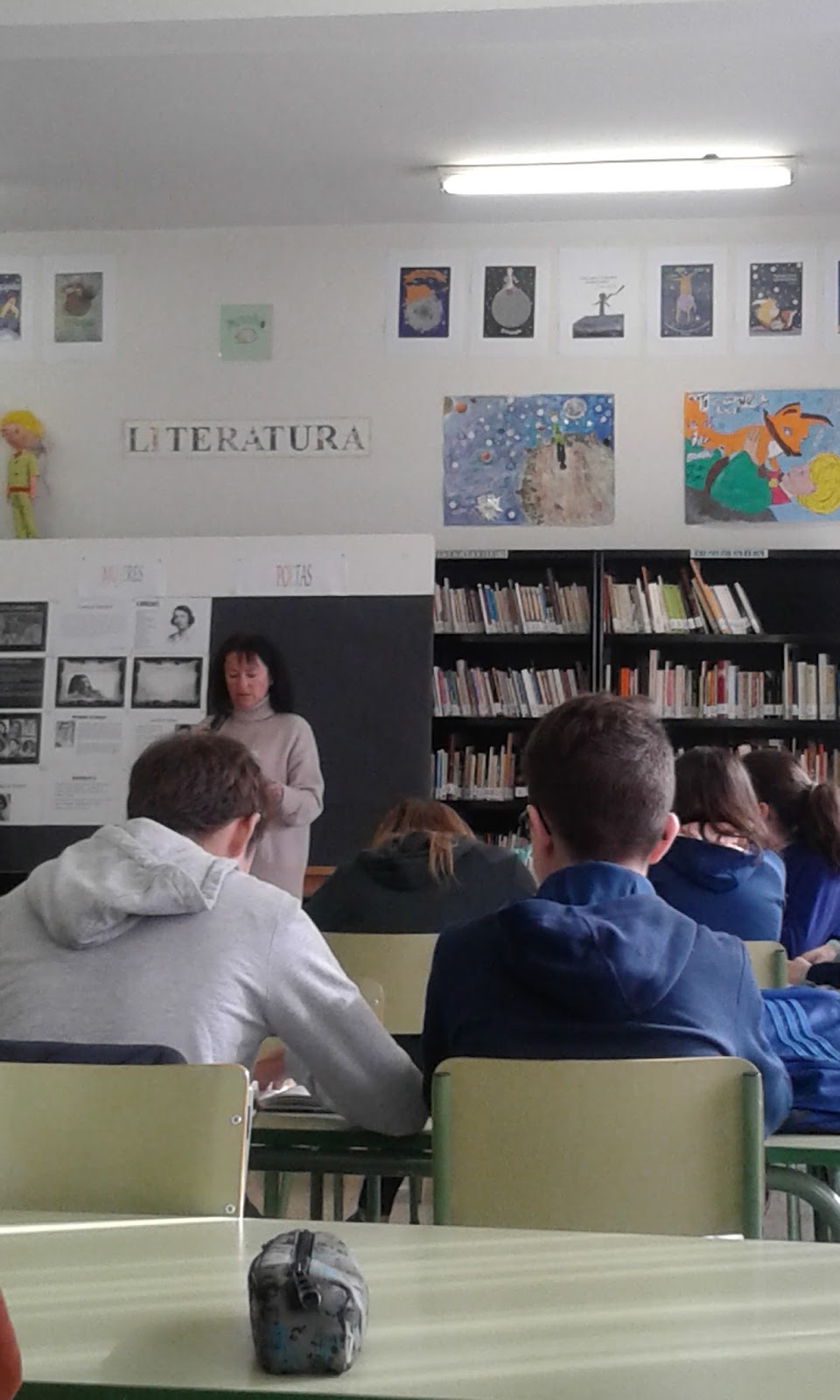 tutoriasalbericia: Recitando poemas escritos por mujeres