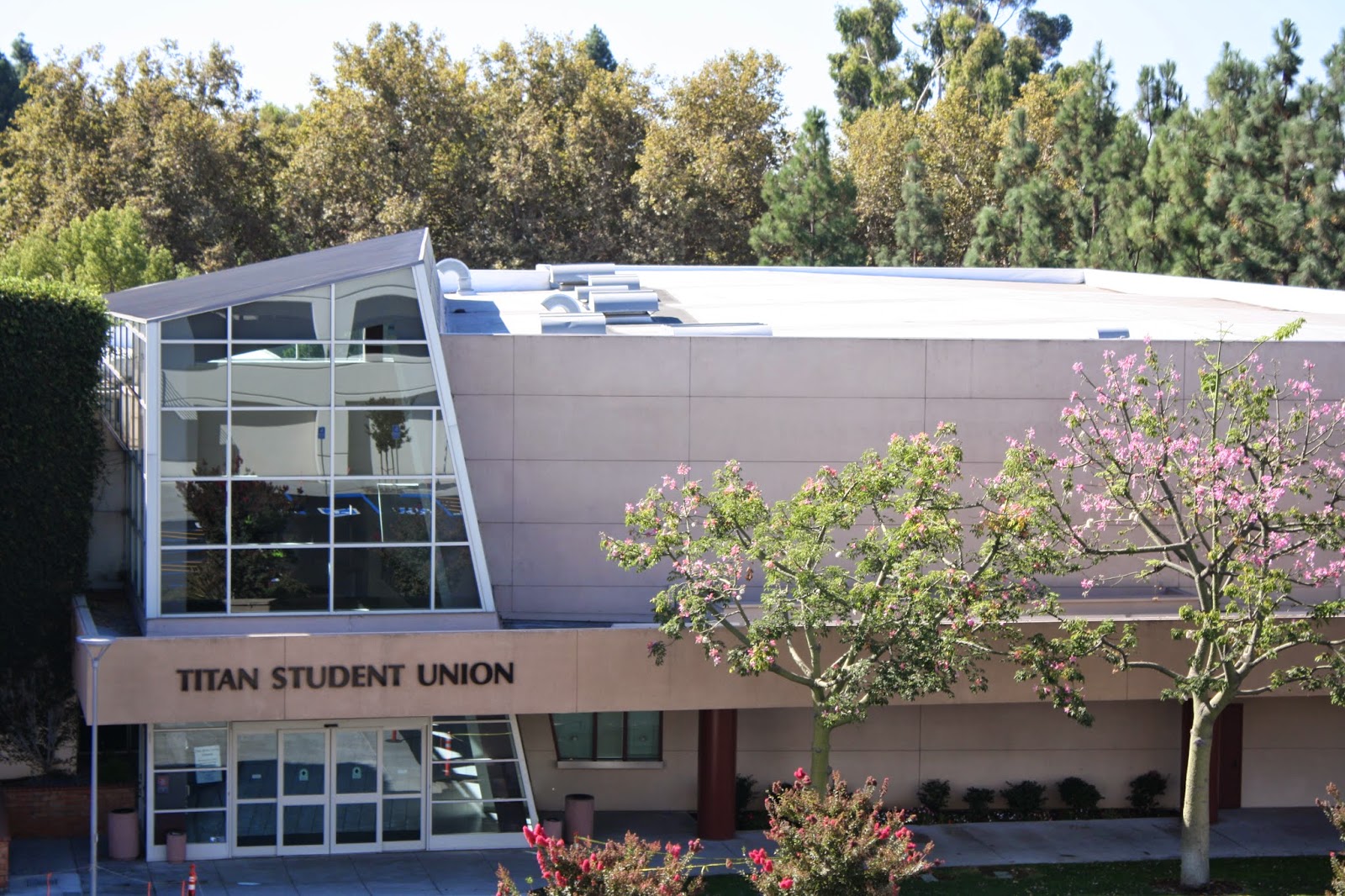 Orange County Structure: Short Tour of California State University ...