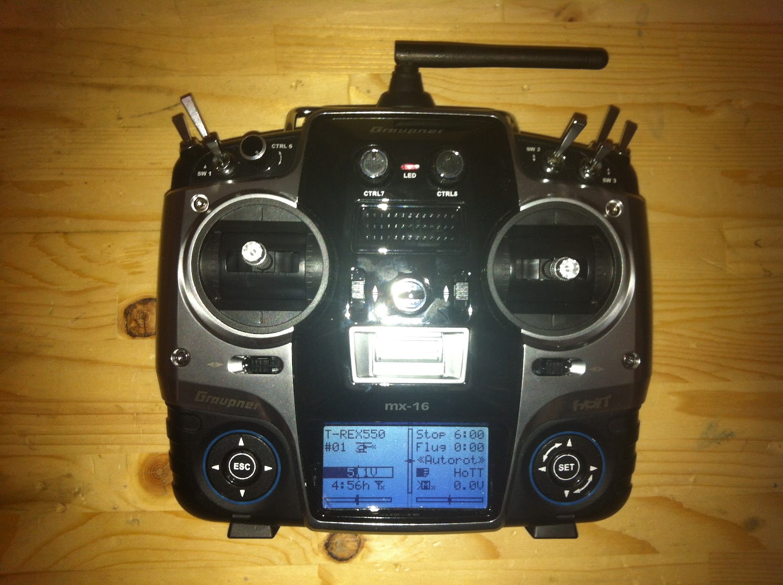 RC Heli - T-Rex 550 - Diabolo : Graupner MX16 HOTT + Telemetrie