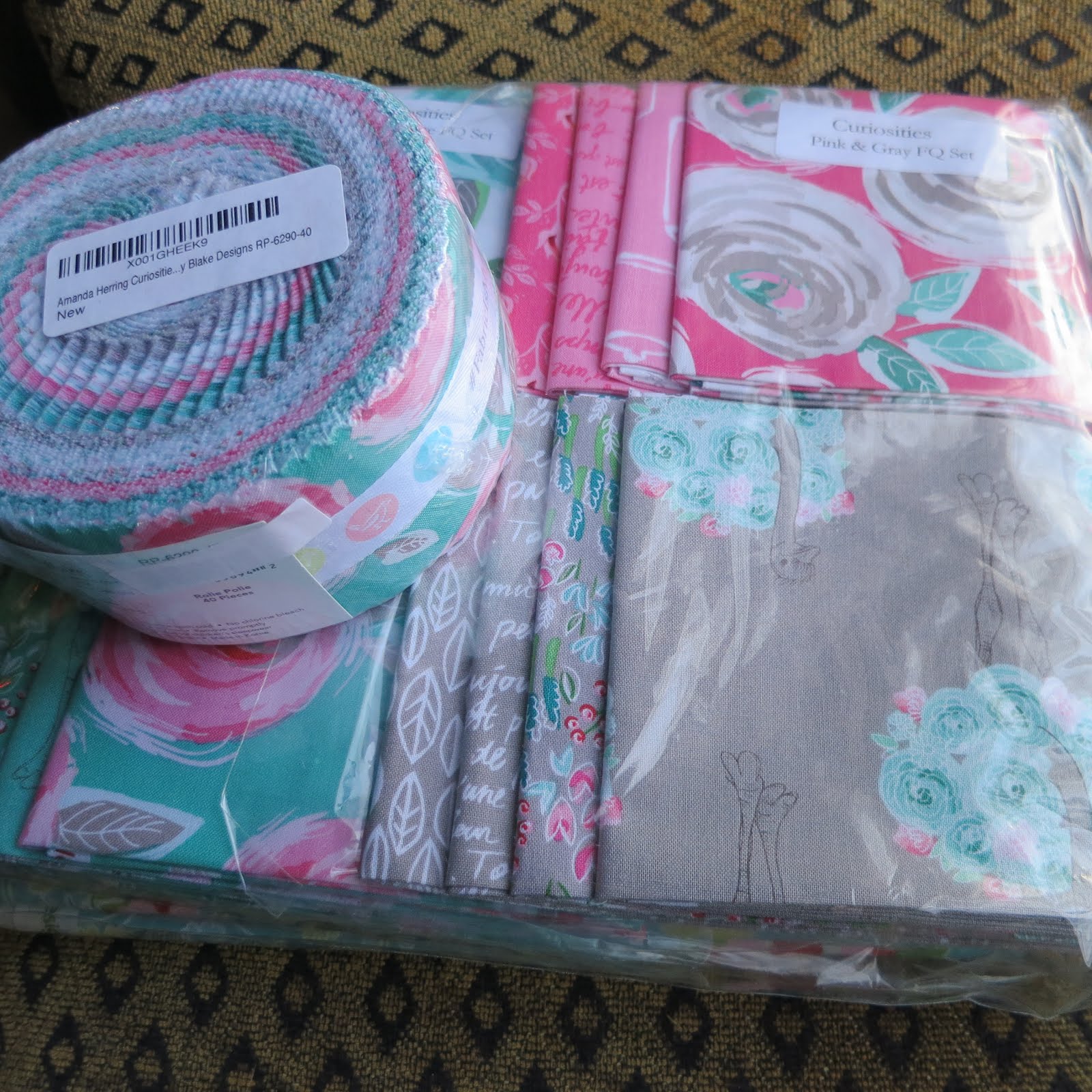 Thrift Shop Commando: Yule Struttin in the Ugly Christmas Sweater