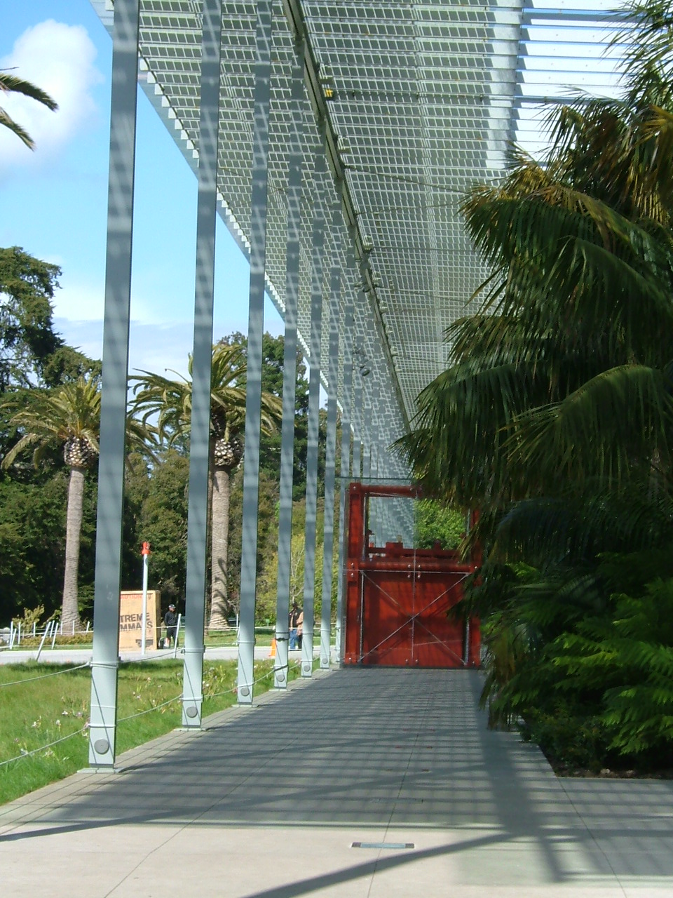 Connections: Floating Roofs