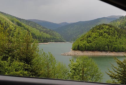 tarameafrumoasa: Lacul si Barajul Rausor, cabana Voina