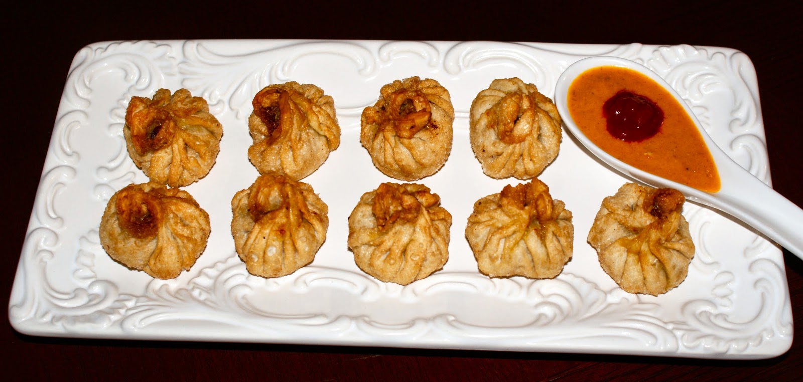 Nepali Tummy!!: MOMOs if you do not own a Steamer (Part I): Fried MOMO ...