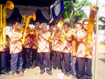 indonesia warna warni: Musik Bambu Minahasa