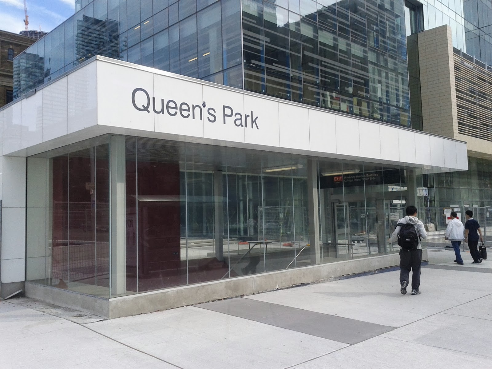 Toronto things: New Entrance to Queen's Park TTC subway station