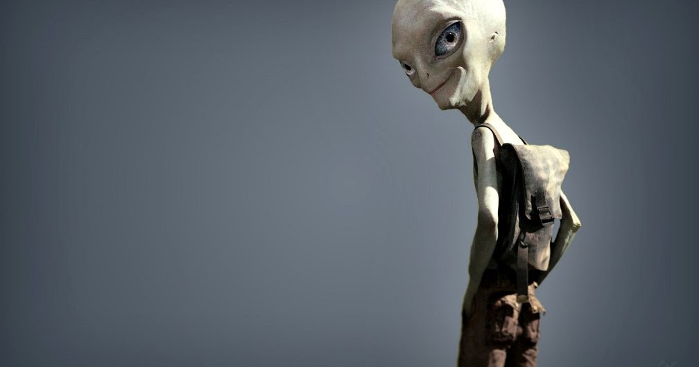 Cultura pop-alien — Momentum Saga