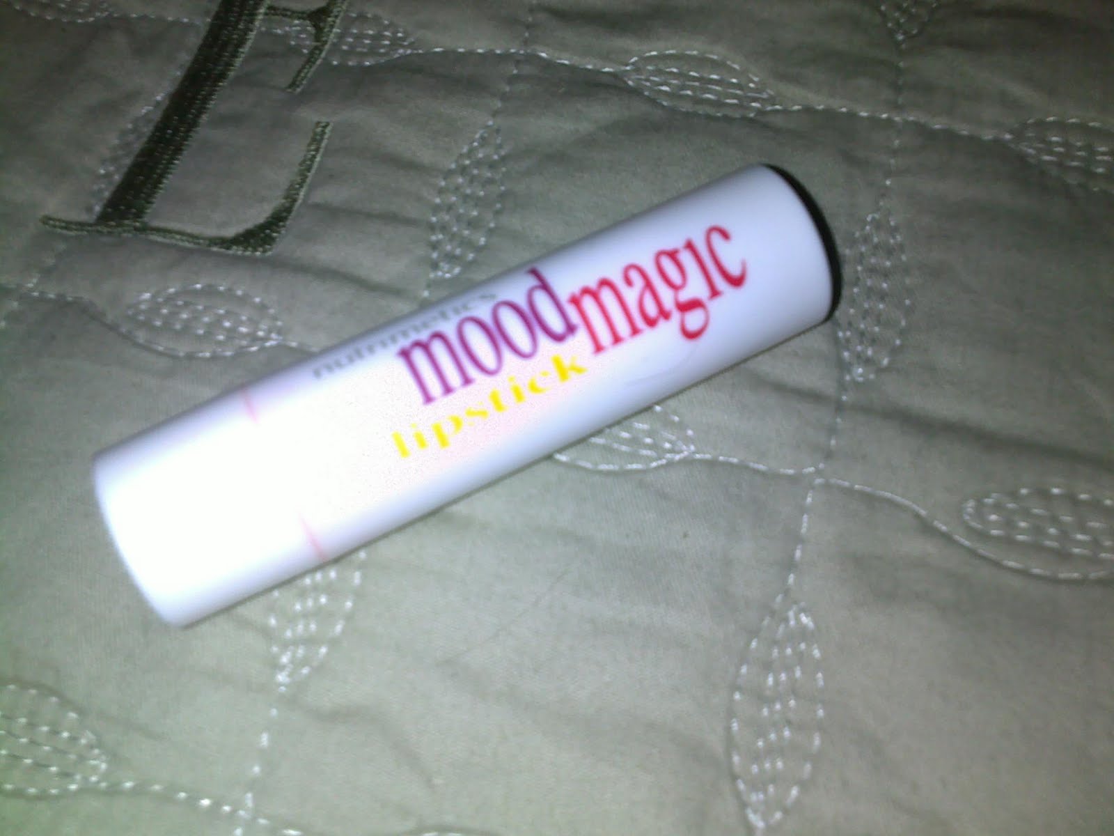 SIMPLEMAMA...: Mood Magic by Nutrimetics