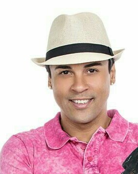 Cavaleiros Maniacos: Biografia: Ramon Costa