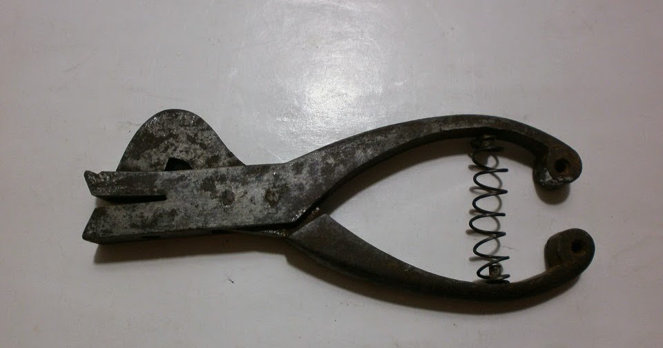 Antikpisan: Alat Pelubang Karcis Kereta Api Atau Kertas Antik ( SOLD ...