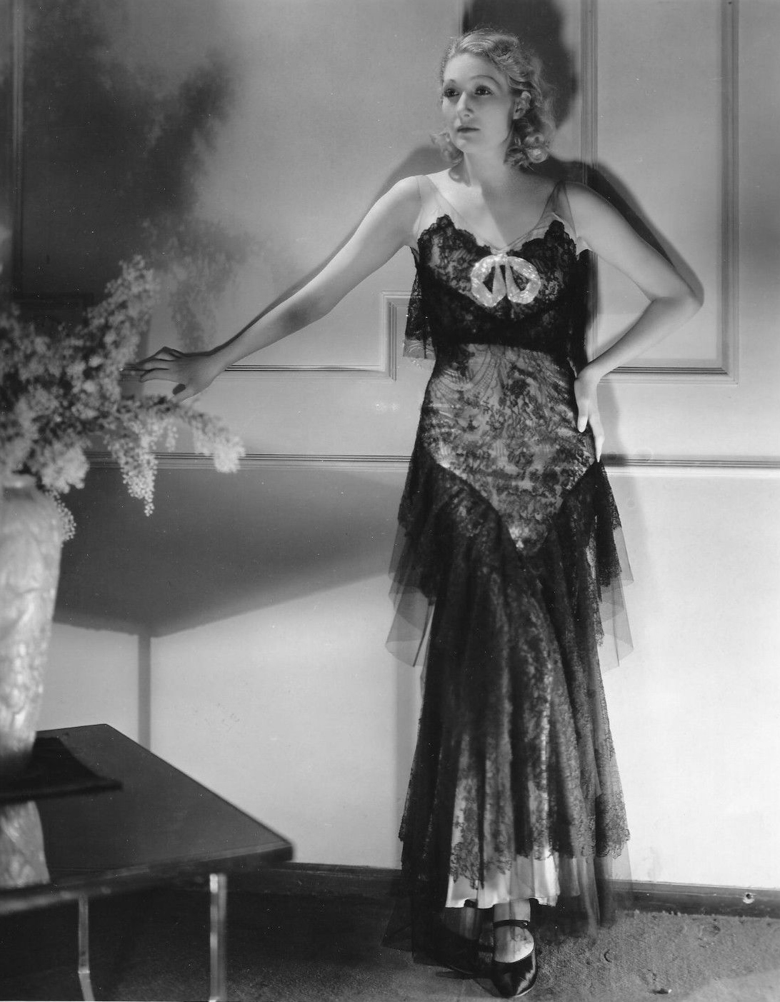 Slice of Cheesecake: Edwina Booth, pictorial