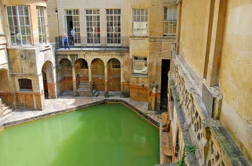 Roman Baths Bath Museum - Britain All Over Travel Guide
