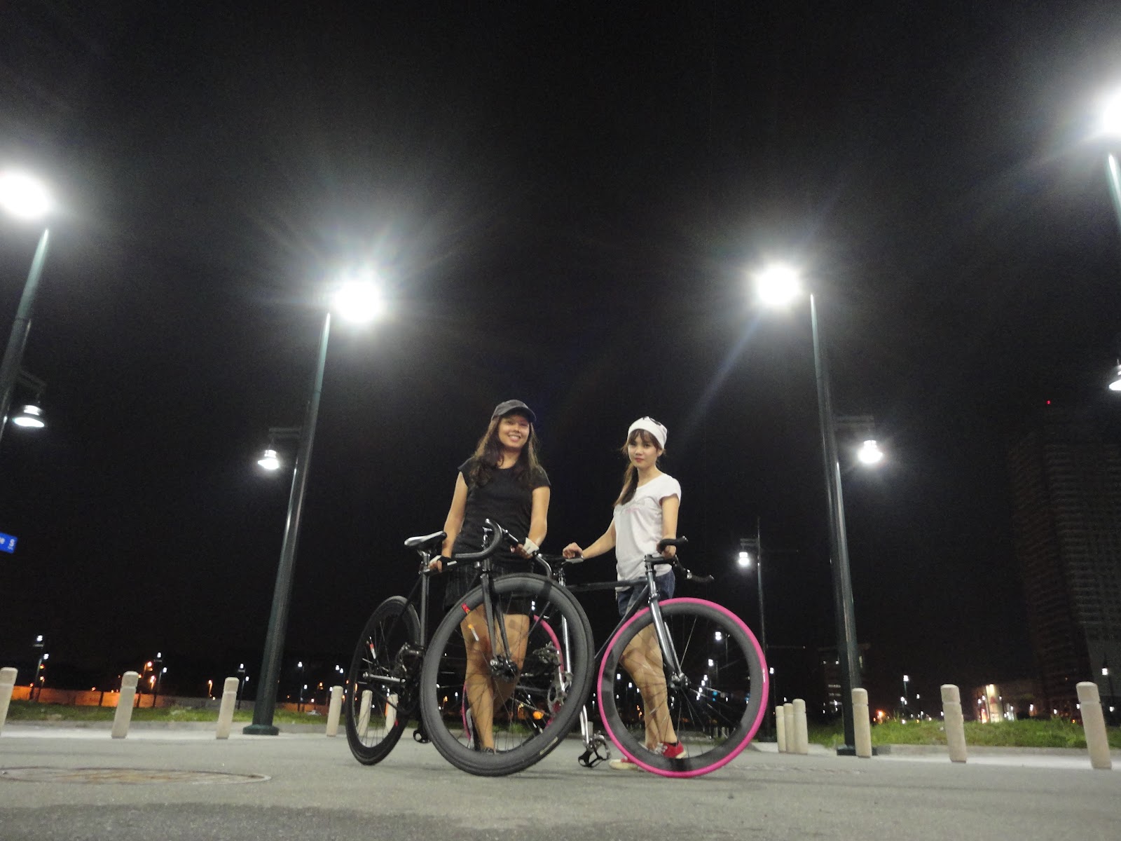 Mashin'Manila: The MFGirls (Manila Fixie Girls)