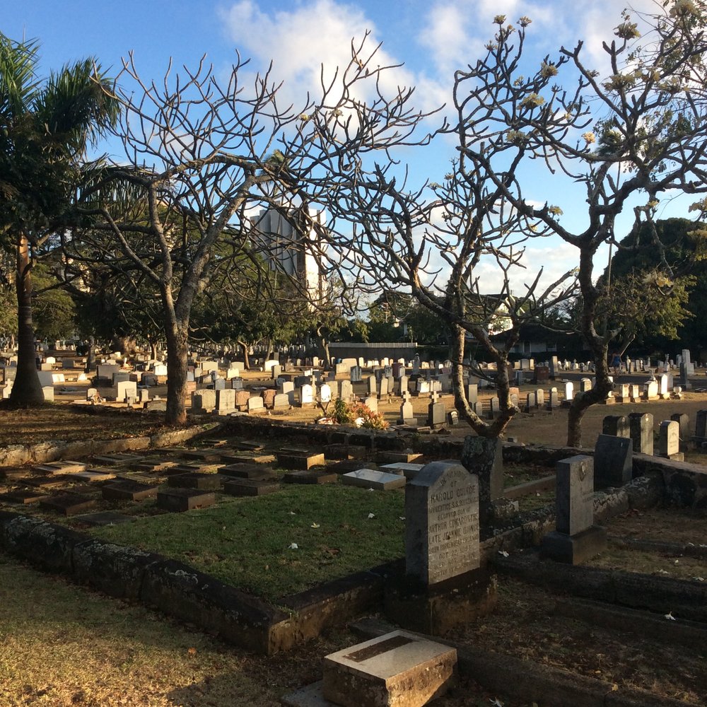 ʻāina laʻa hawaii: Oahu Cemetery