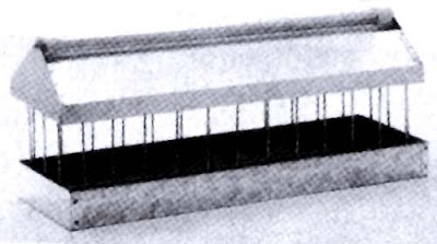 Pigeons: Pigeon Feeding Trays