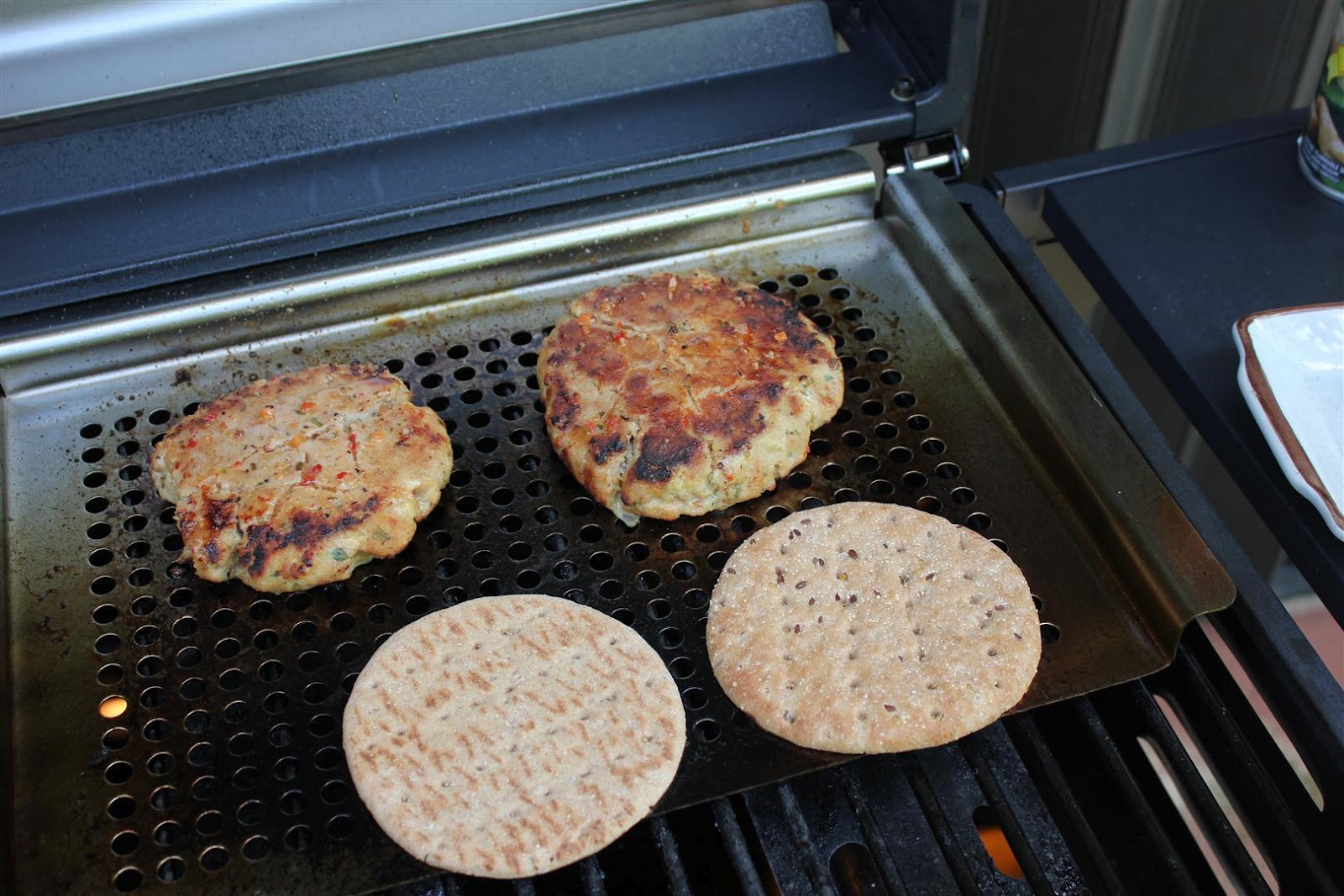 Guam Firehouse Cook: Smoked Yellow Fin Tuna Burgers