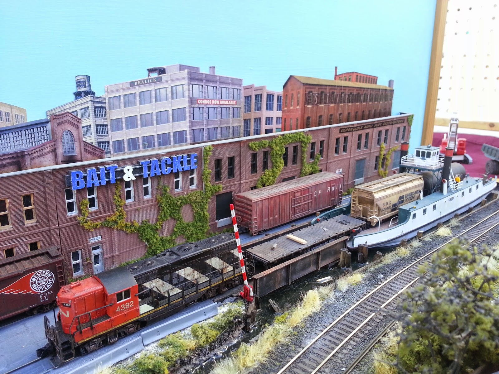 The Black Creek Industrial Railway: The 2015 Barrie train show