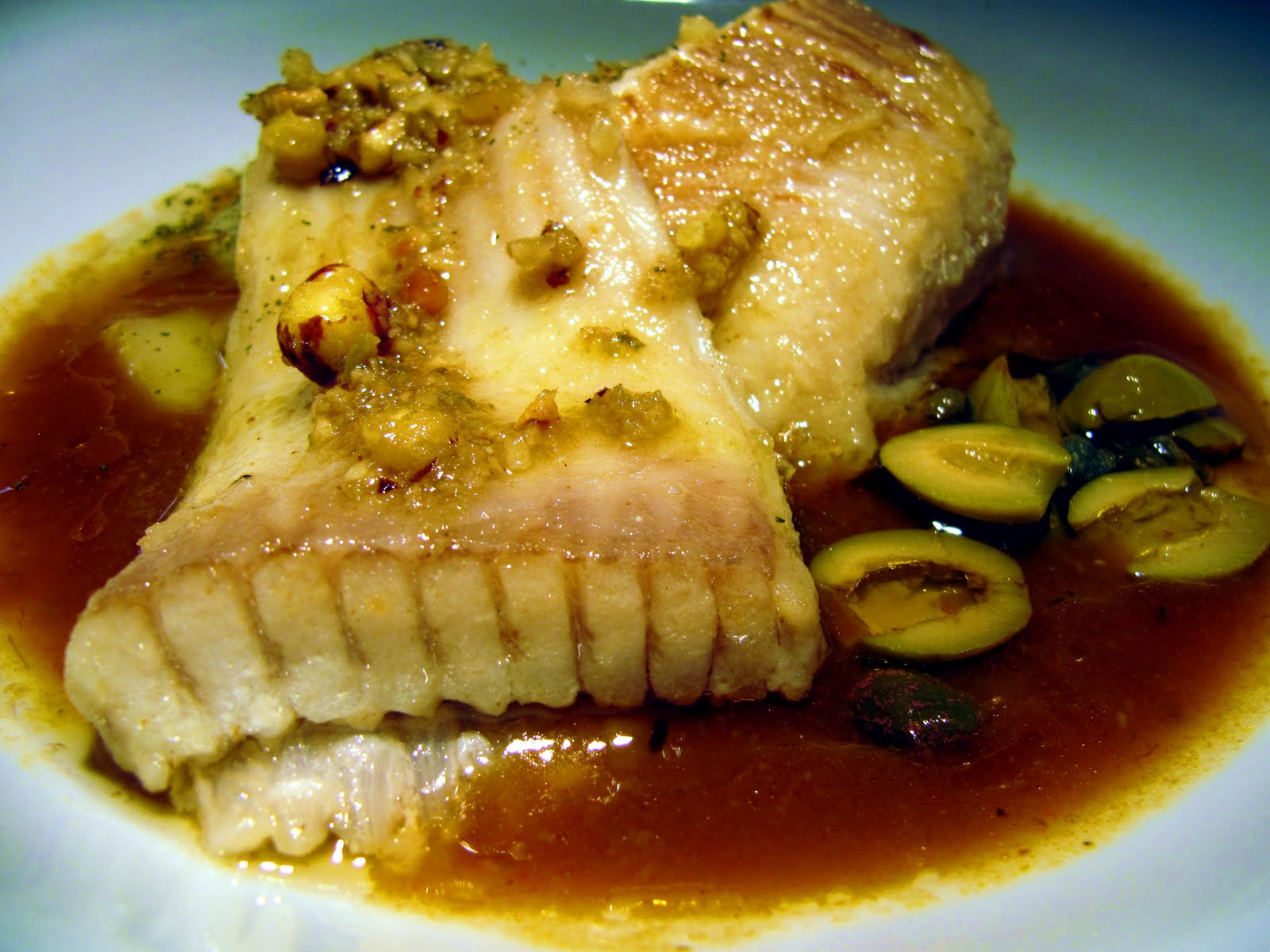 pachicocinando.com: Delicias de raya con picada y salsa de olivas y ...