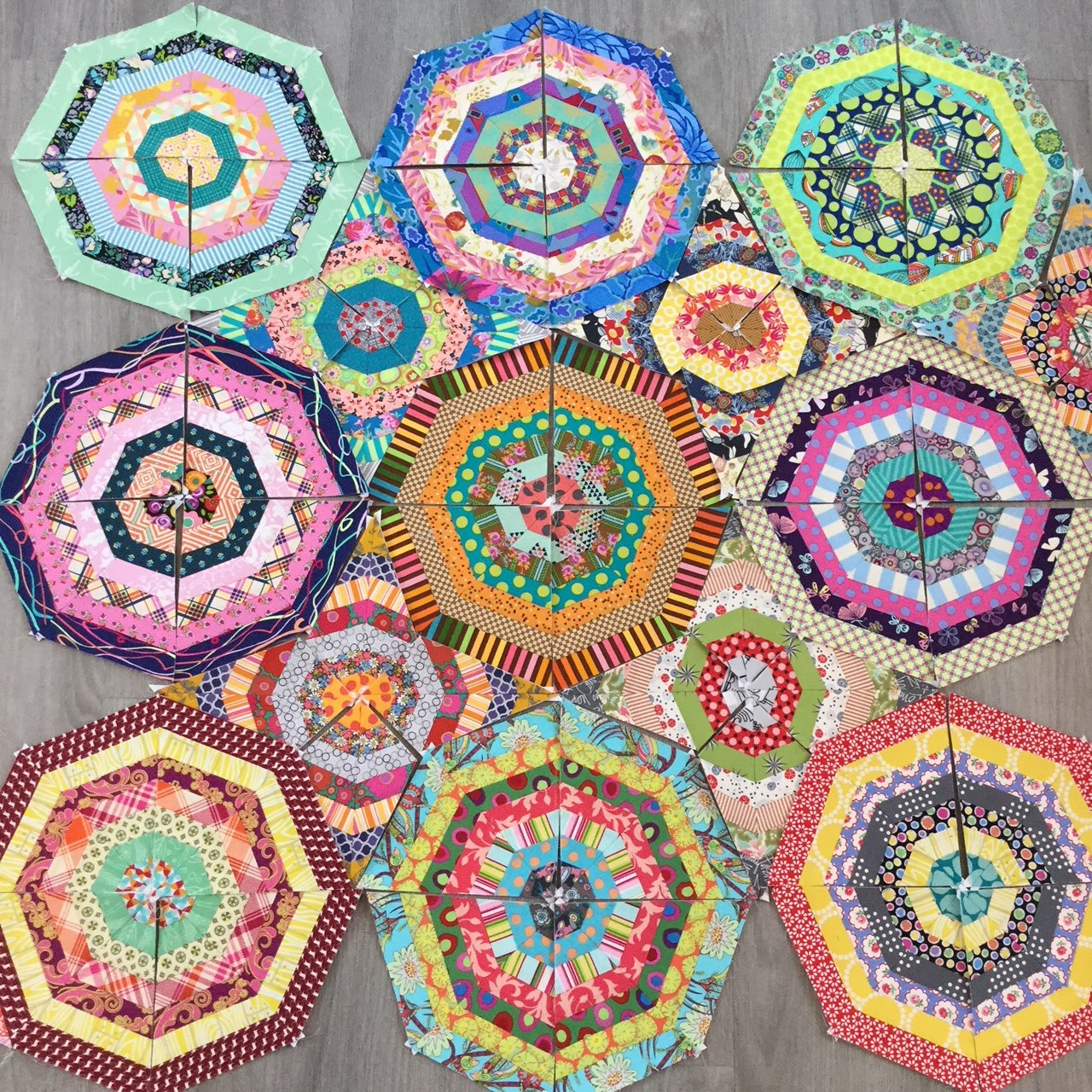 Wendy's Quilts and More: Cobweb Quilt / Millefiori