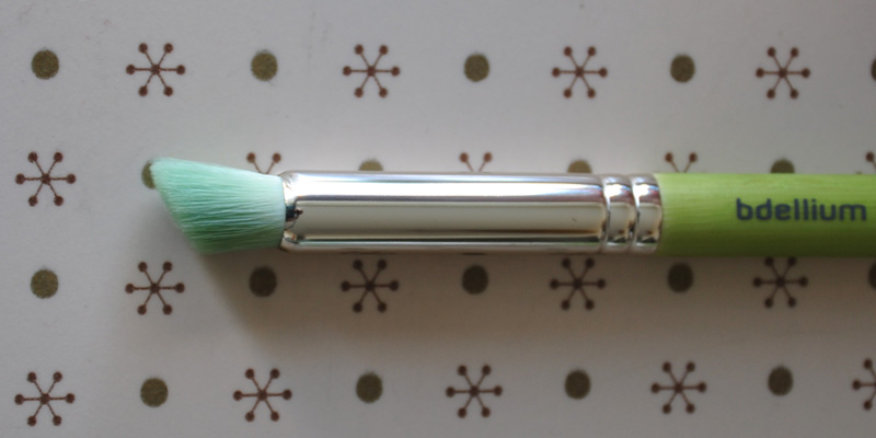 genericwhore: Bdellium Tools "Green Bambu" Review