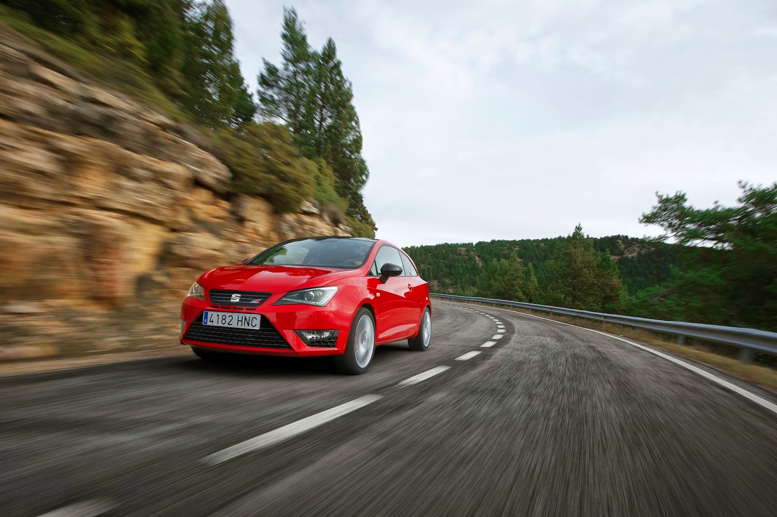 Ultimate Cars - Test Drives & Car Reviews: Nuevo Seat Ibiza CUPRA